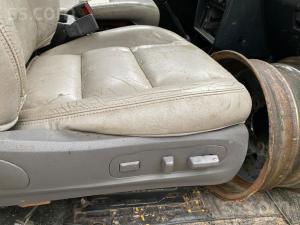 Melns Daihatsu Rocky 1996 Rīga, ar dzinēja tilpumu 3.00 L un nobraukumu 233 tūkst. km par 1950 €, foto 24 vietnē AUTOMOTO.COM.LV