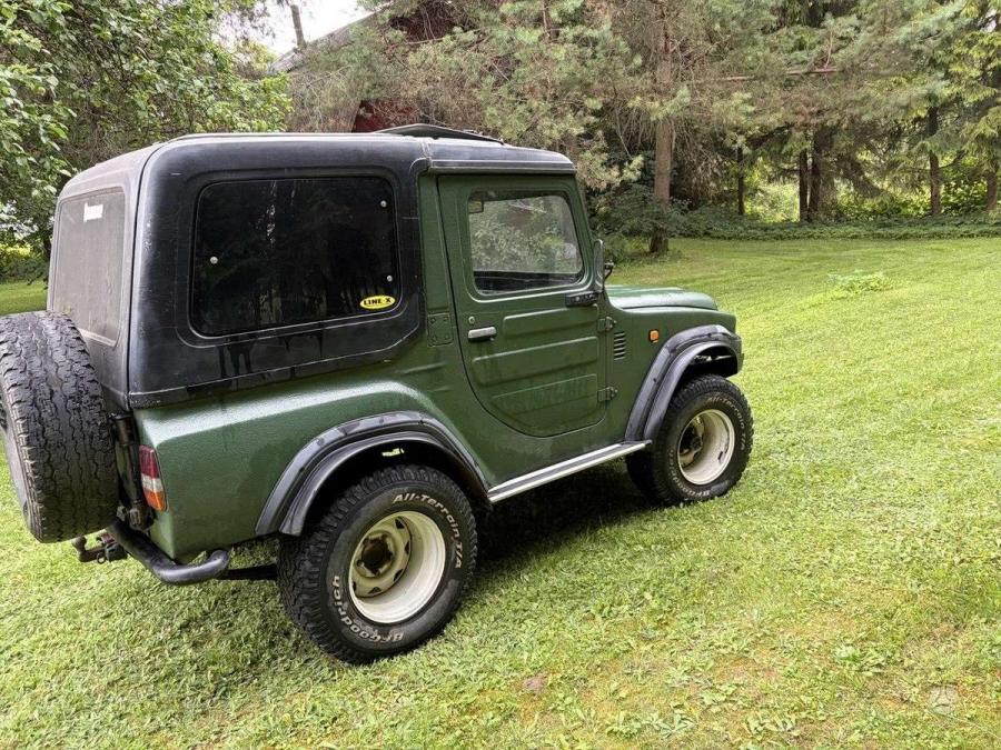 Zaļš Daihatsu Rocky 1984 Molėtai, ar dzinēja tilpumu 2.77 L un nobraukumu 275 tūkst. km par 7500 €, foto 7 vietnē AUTOMOTO.COM.LV