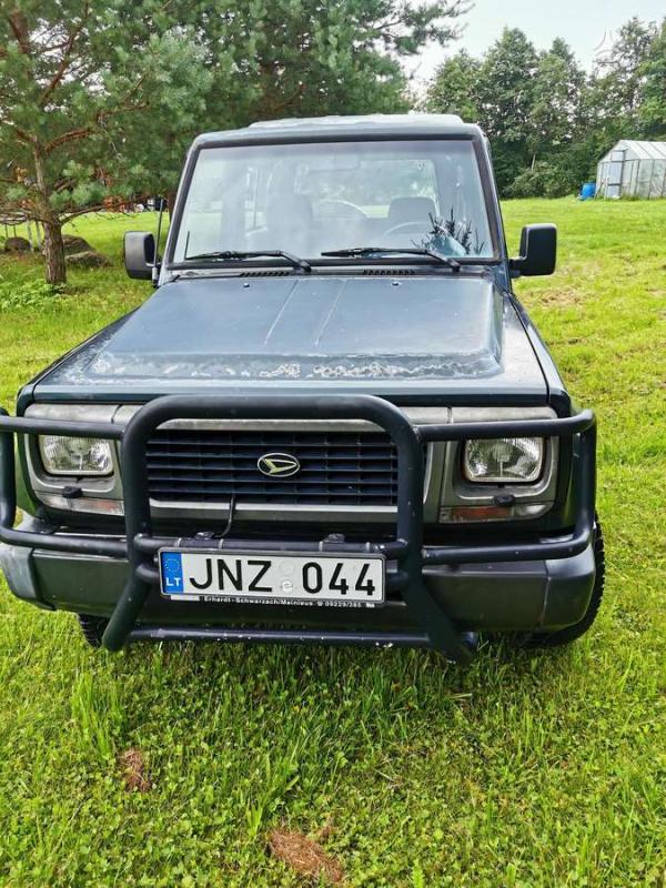 Green Daihatsu Rocky 1997 in Utena, with an engine capacity of 2.77 L and mileage of 207 thousand km for 3700 €, photo 6 on AUTOMOTO.COM.LV