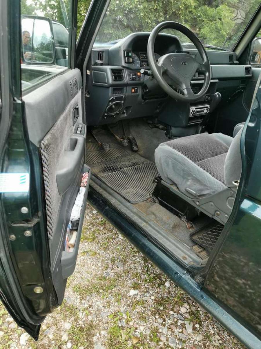 Green Daihatsu Rocky 1997 in Utena, with an engine capacity of 2.77 L and mileage of 207 thousand km for 3700 €, photo 8 on AUTOMOTO.COM.LV