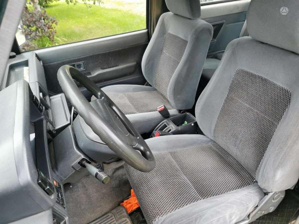 Green Daihatsu Rocky 1997 in Utena, with an engine capacity of 2.77 L and mileage of 207 thousand km for 3700 €, photo 10 on AUTOMOTO.COM.LV