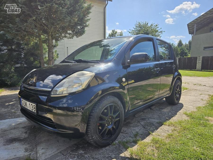 Black Daihatsu Sirion 2006 in Vilnius, with an engine capacity of 1.00 L and mileage of 260 thousand km for 400 €, photo 6 on AUTOMOTO.COM.LV