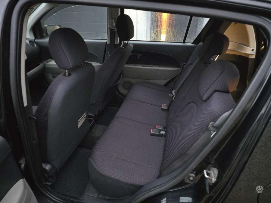 Black Daihatsu Sirion 2009 in Kelme, with an engine capacity of 1.30 L and mileage of 211 thousand km for 1700 €, photo 11 on AUTOMOTO.COM.LV