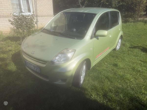 Green Daihatsu Sirion 2006 in Kaunas, with an engine capacity of 1.30 L and mileage of 0 thousand km for 899 €, photo 1 on AUTOMOTO.COM.LV