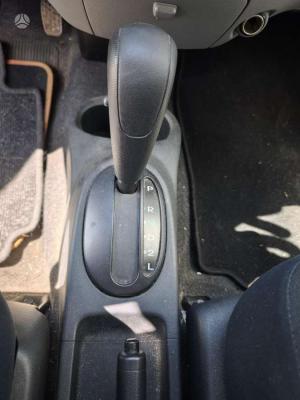 Pelēks Daihatsu Sirion 2008 Kauņa, ar dzinēja tilpumu 1.30 L un nobraukumu 176 tūkst. km par 1999 €, foto 11 vietnē AUTOMOTO.COM.LV