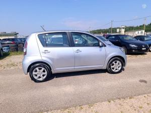 Grey Daihatsu Sirion 2008 in Vilnius, with an engine capacity of 1.30 L and mileage of 176 thousand km for 2950 €, photo 5 on AUTOMOTO.COM.LV