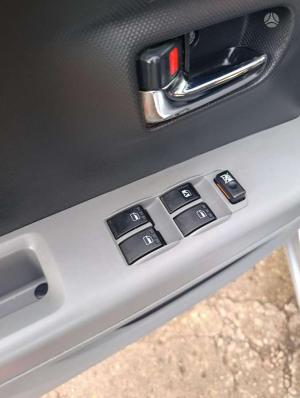 Grey Daihatsu Sirion 2008 in Vilnius, with an engine capacity of 1.30 L and mileage of 176 thousand km for 2950 €, photo 10 on AUTOMOTO.COM.LV