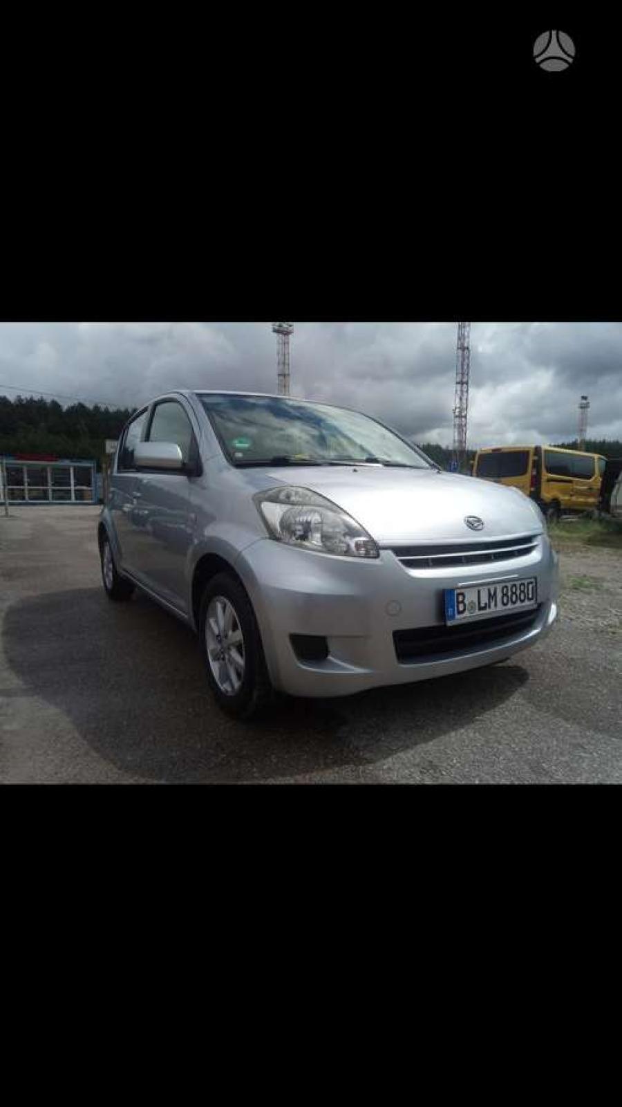 Grey Daihatsu Sirion 2009 in Vilnius, with an engine capacity of 1.30 L and mileage of 96 thousand km for 3950 €, photo 1 on AUTOMOTO.COM.LV