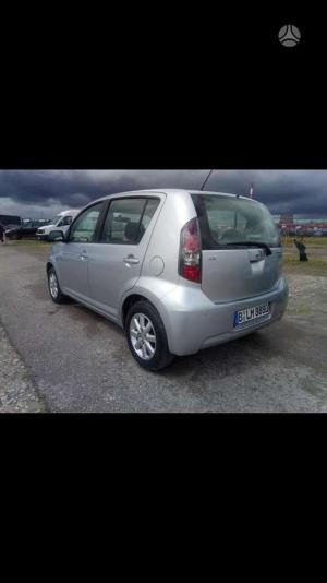 Grey Daihatsu Sirion 2009 in Vilnius, with an engine capacity of 1.30 L and mileage of 96 thousand km for 3950 €, photo 5 on AUTOMOTO.COM.LV