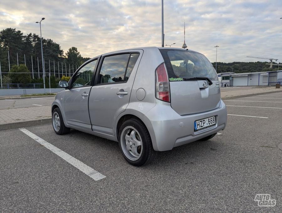 Grey Daihatsu Sirion 2009 in Vilnius, with an engine capacity of 1.30 L and mileage of 125 thousand km for 1500 €, photo 7 on AUTOMOTO.COM.LV
