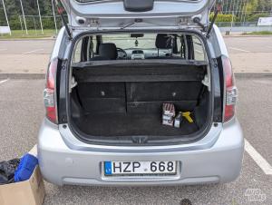 Grey Daihatsu Sirion 2009 in Vilnius, with an engine capacity of 1.30 L and mileage of 125 thousand km for 1500 €, photo 8 on AUTOMOTO.COM.LV