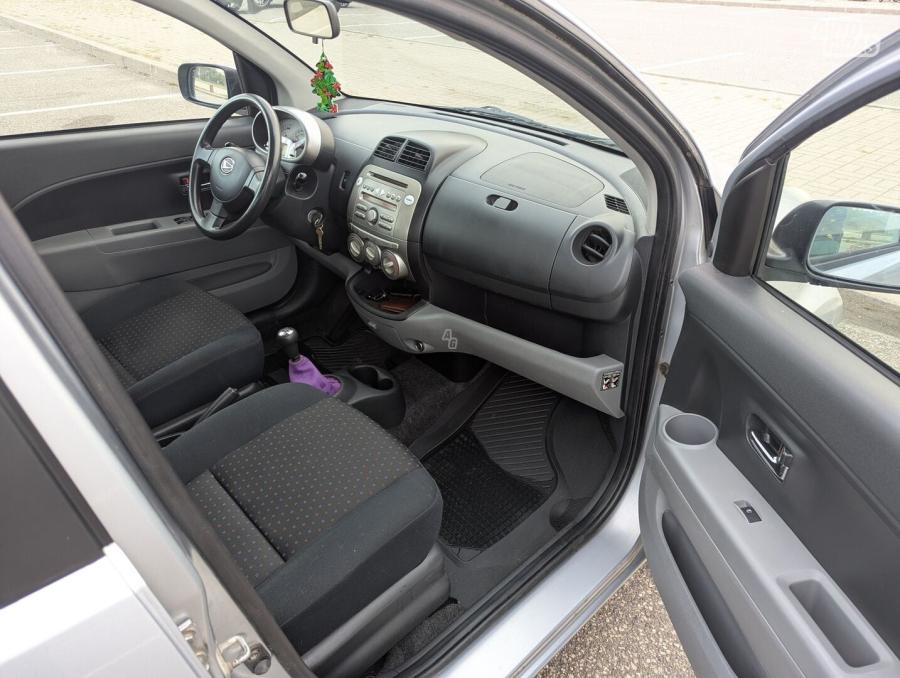 Grey Daihatsu Sirion 2009 in Vilnius, with an engine capacity of 1.30 L and mileage of 125 thousand km for 1500 €, photo 11 on AUTOMOTO.COM.LV