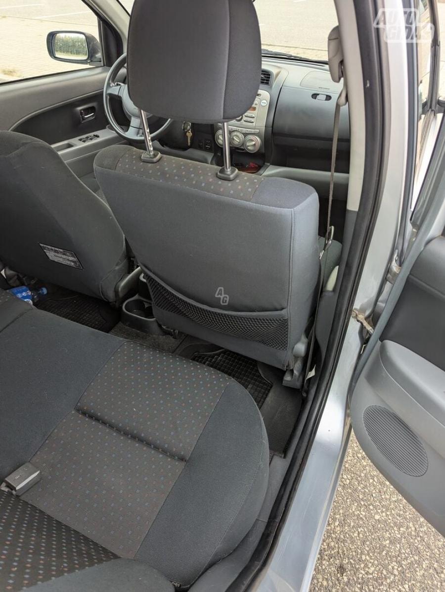 Grey Daihatsu Sirion 2009 in Vilnius, with an engine capacity of 1.30 L and mileage of 125 thousand km for 1500 €, photo 12 on AUTOMOTO.COM.LV