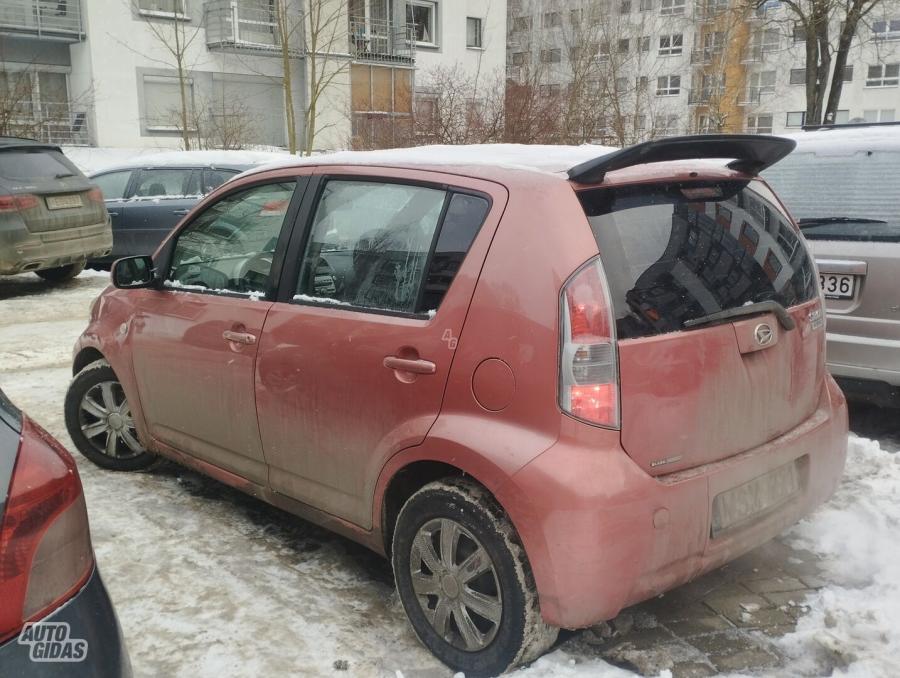 Daihatsu Sirion 2005 in Vilnius, with an engine capacity of 1.00 L and mileage of 188 thousand km for 400 €, photo 4 on AUTOMOTO.COM.LV