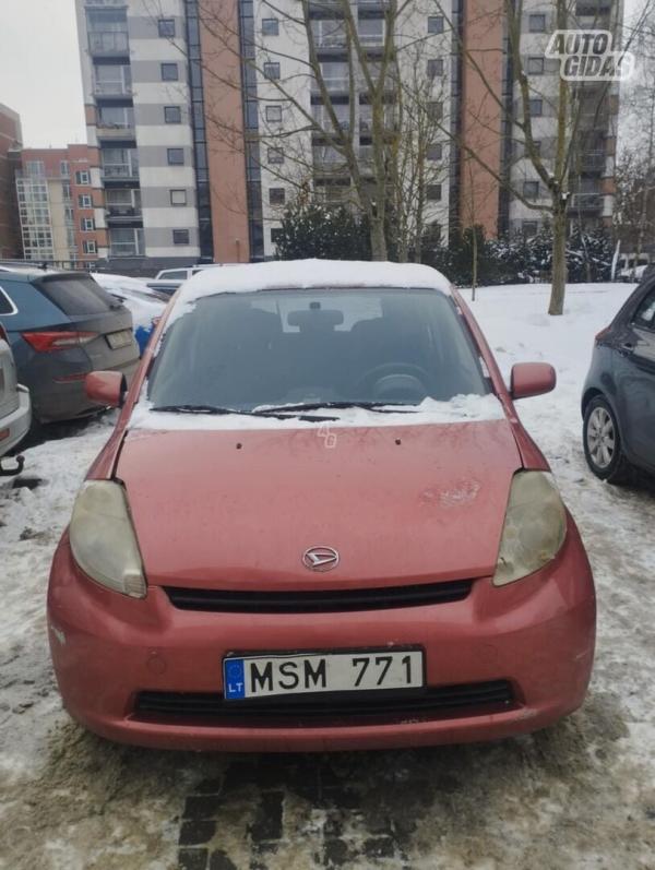 Daihatsu Sirion 2005 Viļņa, ar dzinēja tilpumu 1.00 L un nobraukumu 225 tūkst. km par 400 €, foto 5 vietnē AUTOMOTO.COM.LV