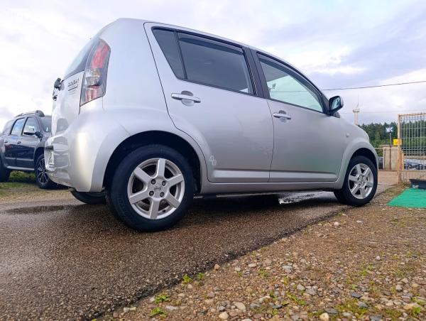Daihatsu Sirion 2008 Viļņa, ar dzinēja tilpumu 1.30 L un nobraukumu 176 tūkst. km par 2950 €, foto 4 vietnē AUTOMOTO.COM.LV
