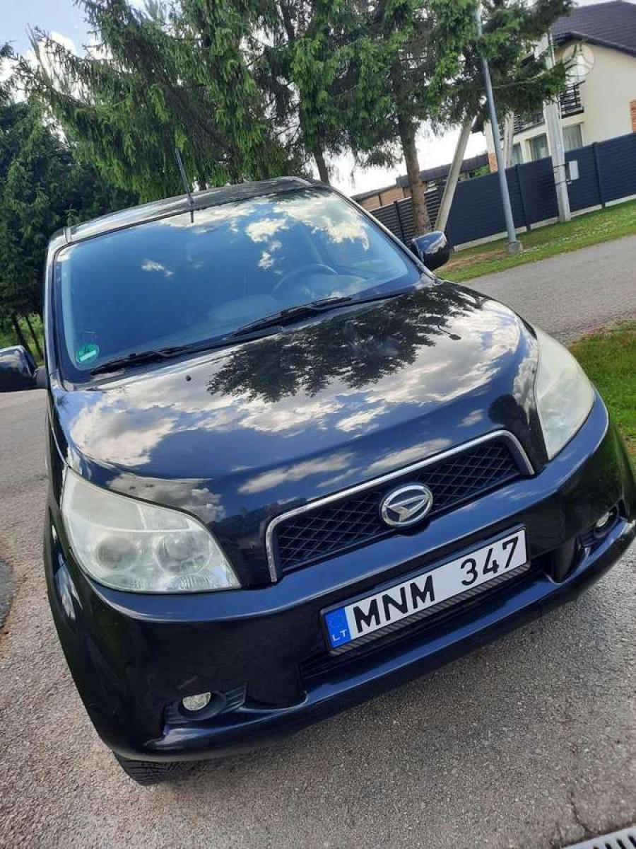 Melns Daihatsu Terios 2006 Anykščiai, ar dzinēja tilpumu 1.50 L un nobraukumu 209 tūkst. km par 3500 €, foto 4 vietnē AUTOMOTO.COM.LV