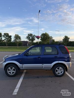 Zils Daihatsu Terios 2000 Kauņa, ar dzinēja tilpumu 1.30 L un nobraukumu 165 tūkst. km par 4000 €, foto 3 vietnē AUTOMOTO.COM.LV