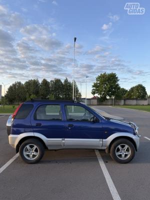 Zils Daihatsu Terios 2000 Kauņa, ar dzinēja tilpumu 1.30 L un nobraukumu 165 tūkst. km par 4000 €, foto 4 vietnē AUTOMOTO.COM.LV