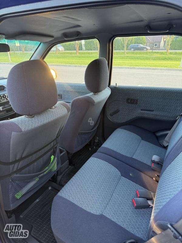 Zils Daihatsu Terios 2000 Kauņa, ar dzinēja tilpumu 1.30 L un nobraukumu 165 tūkst. km par 4000 €, foto 7 vietnē AUTOMOTO.COM.LV