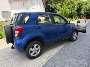 Zils Daihatsu Terios 2006 Daugavpils, ar dzinēja tilpumu 1.50 L un nobraukumu 240 tūkst. km par 4200 €, foto 10 vietnē AUTOMOTO.COM.LV