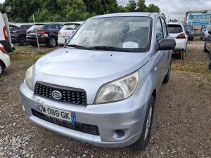 Pelēks Daihatsu Terios 2009 Tauragė, ar dzinēja tilpumu 1.50 L un nobraukumu 152 tūkst. km par 1200 €, foto  vietnē AUTOMOTO.COM.LV