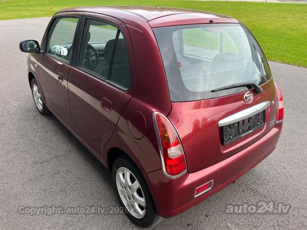 Sarkans Daihatsu Trevis 2007 Viljandi, ar dzinēja tilpumu 0.00 L un nobraukumu 111 tūkst. km par 2990 €, foto 4 vietnē AUTOMOTO.COM.LV