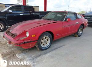 Red Datsun 280Z 1983 in Panevezys, with an engine capacity of 2.75 L and mileage of 350 thousand km for 6300 €, photo  on AUTOMOTO.COM.LV