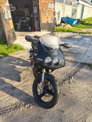 Black Derbi GPR 1998 in Ignalina, with an engine capacity of 0.05 L and mileage of 0 thousand km for 550 €, photo 3 on AUTOMOTO.COM.LV