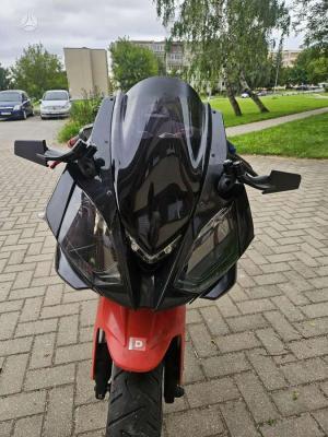 Derbi GPR 2010 in Kelme, with an engine capacity of 0.13 L and mileage of 14 thousand km for 650 €, photo 3 on AUTOMOTO.COM.LV