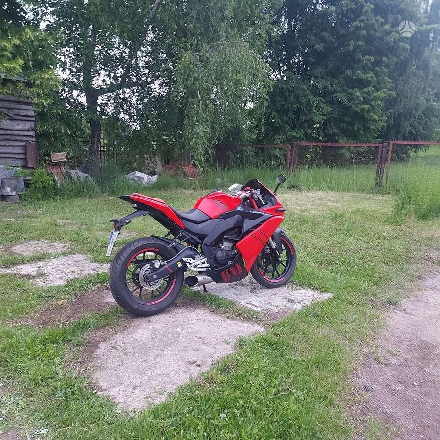Derbi GPR 2011 in Raseiniai, with an engine capacity of 0.13 L and mileage of 3 thousand km for 1590 €, photo 5 on AUTOMOTO.COM.LV