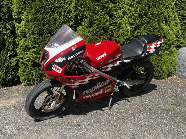 Red Derbi GPR 2002 in Kelme, with an engine capacity of 0.05 L and mileage of 0 thousand km for 650 €, photo 1 on AUTOMOTO.COM.LV