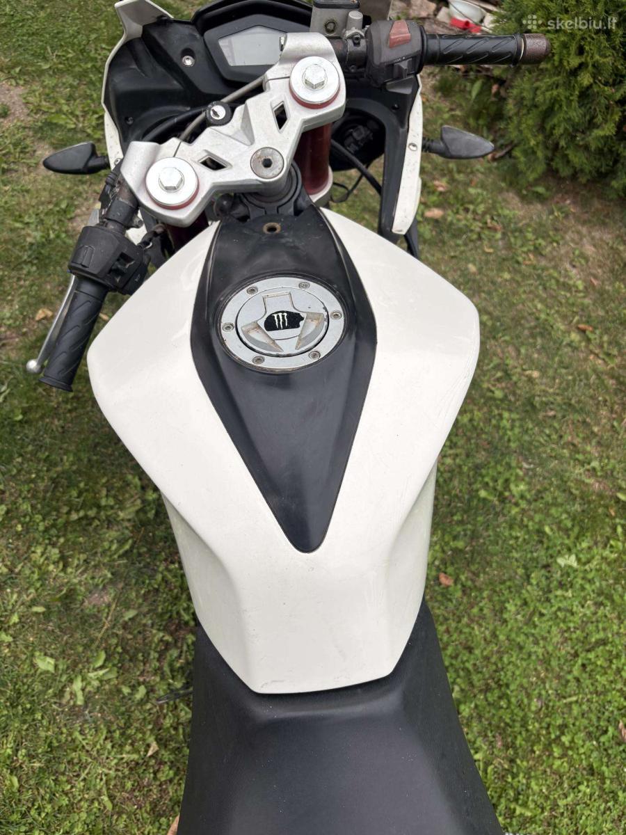 White Derbi GPR 2011 in Pasvalys, with an engine capacity of 0.13 L and mileage of 18 thousand km for 800 €, photo 17 on AUTOMOTO.COM.LV