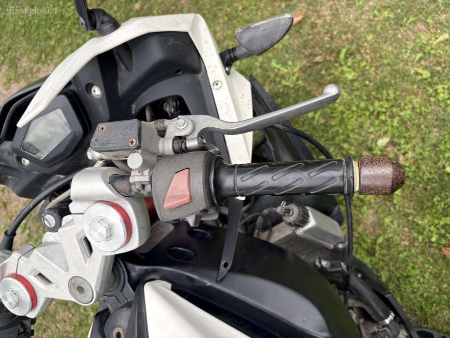 White Derbi GPR 2011 in Pasvalys, with an engine capacity of 0.13 L and mileage of 18 thousand km for 800 €, photo 33 on AUTOMOTO.COM.LV