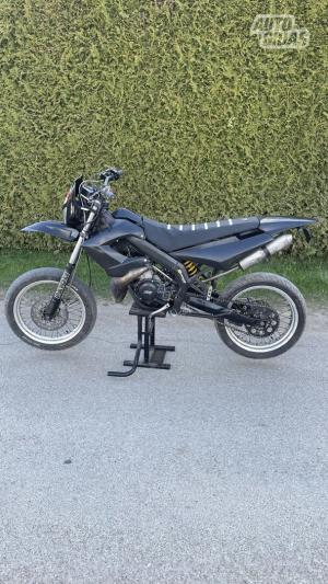 Black Derbi Senda 2007 in Silale, with an engine capacity of 0.05 L and mileage of 26 thousand km for 1350 €, photo  on AUTOMOTO.COM.LV