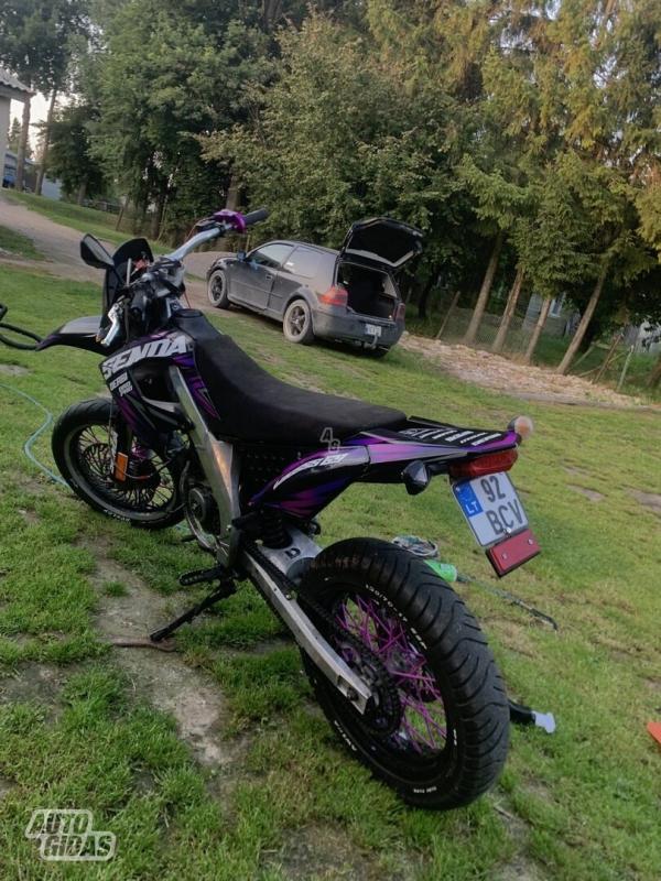 Black Derbi Senda 2007 in Sakiai, with an engine capacity of 0.05 L and mileage of 0 thousand km for 1900 €, photo 2 on AUTOMOTO.COM.LV
