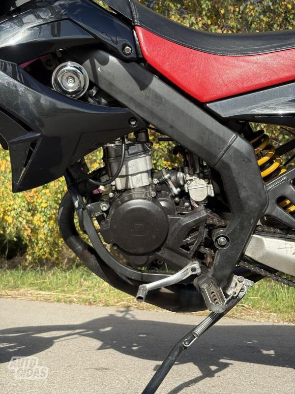 Melns Derbi Senda 2008 Radviliškis, ar dzinēja tilpumu 0.05 L un nobraukumu 17 tūkst. km par 1700 €, foto 8 vietnē AUTOMOTO.COM.LV