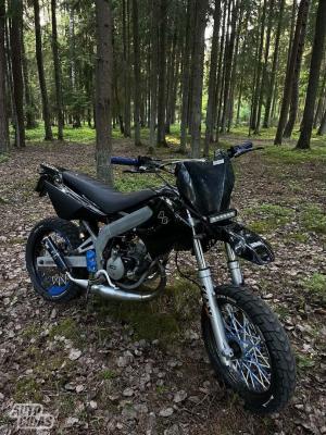 Black Derbi Senda 2009 in Radviliskis, with an engine capacity of 0.05 L and mileage of 0 thousand km for 1450 €, photo  on AUTOMOTO.COM.LV
