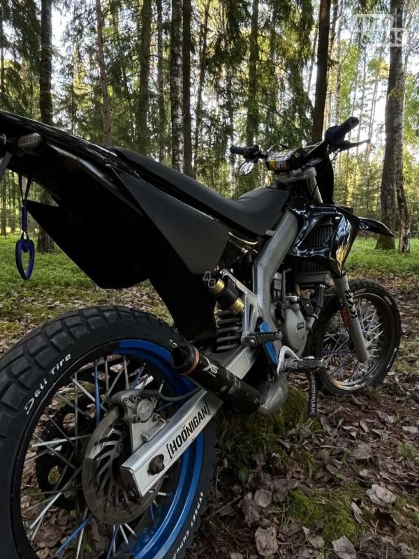 Black Derbi Senda 2009 in Radviliskis, with an engine capacity of 0.05 L and mileage of 0 thousand km for 1450 €, photo 4 on AUTOMOTO.COM.LV