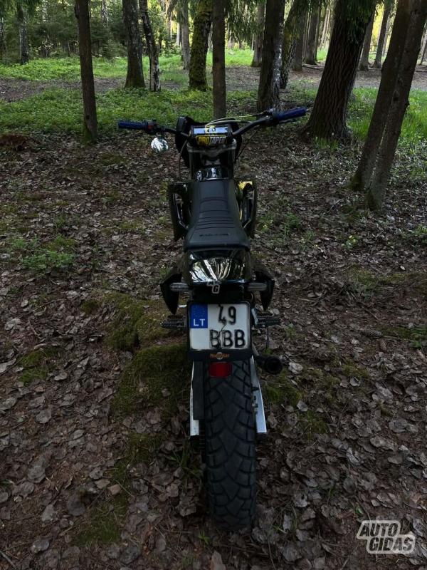 Black Derbi Senda 2009 in Radviliskis, with an engine capacity of 0.05 L and mileage of 0 thousand km for 1450 €, photo 5 on AUTOMOTO.COM.LV