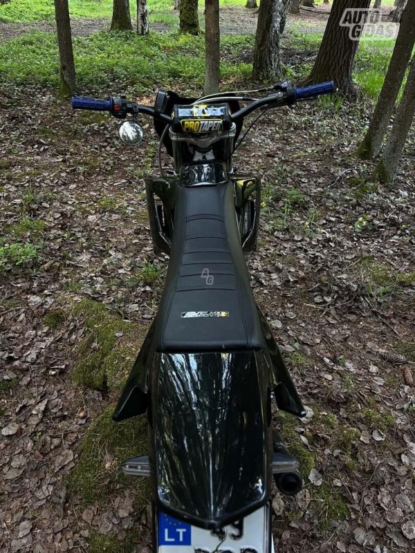 Black Derbi Senda 2009 in Radviliskis, with an engine capacity of 0.05 L and mileage of 0 thousand km for 1450 €, photo 6 on AUTOMOTO.COM.LV