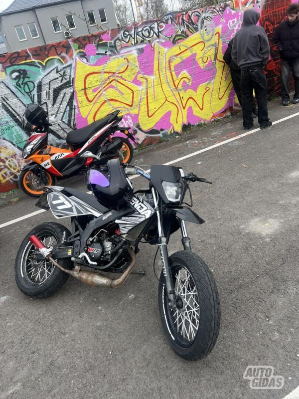 Melns Derbi Senda 2009 Klaipėda, ar dzinēja tilpumu 0.05 L un nobraukumu 40 tūkst. km par 1400 €, foto 3 vietnē AUTOMOTO.COM.LV
