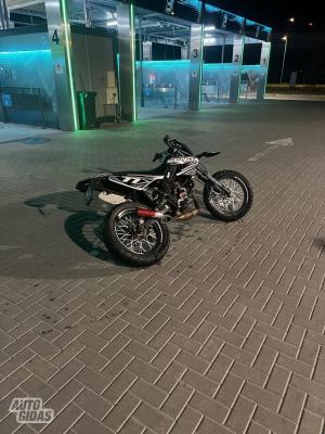 Black Derbi Senda 2009 in Klaipeda, with an engine capacity of 0.05 L and mileage of 40 thousand km for 1400 €, photo 4 on AUTOMOTO.COM.LV