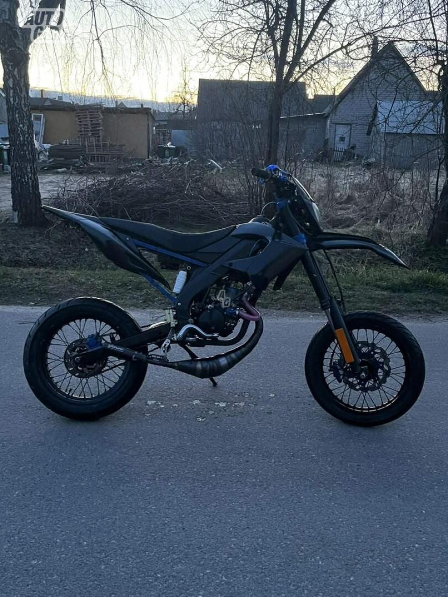 Melns Derbi Senda 2010 Kaišiadorys, ar dzinēja tilpumu 0.05 L un nobraukumu 29 tūkst. km par 2300 €, foto 4 vietnē AUTOMOTO.COM.LV
