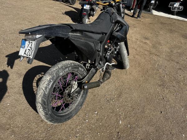 Black Derbi Senda 2011 in Kelme, with an engine capacity of 0.05 L and mileage of 0 thousand km for 1050 €, photo 4 on AUTOMOTO.COM.LV