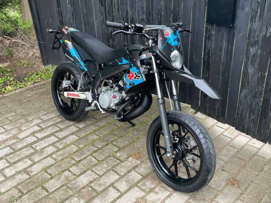 Melns Derbi Senda 2011 Prienai, ar dzinēja tilpumu 49.00 L un nobraukumu 26 tūkst. km par 1550 €, foto 1 vietnē AUTOMOTO.COM.LV