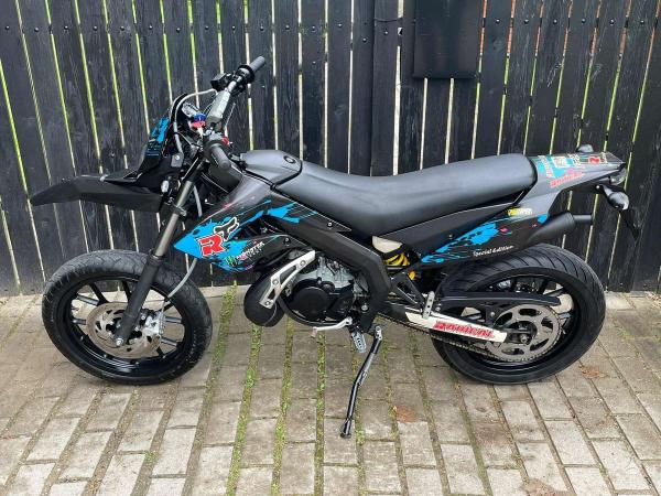 Melns Derbi Senda 2011 Prienai, ar dzinēja tilpumu 49.00 L un nobraukumu 26 tūkst. km par 1550 €, foto 4 vietnē AUTOMOTO.COM.LV
