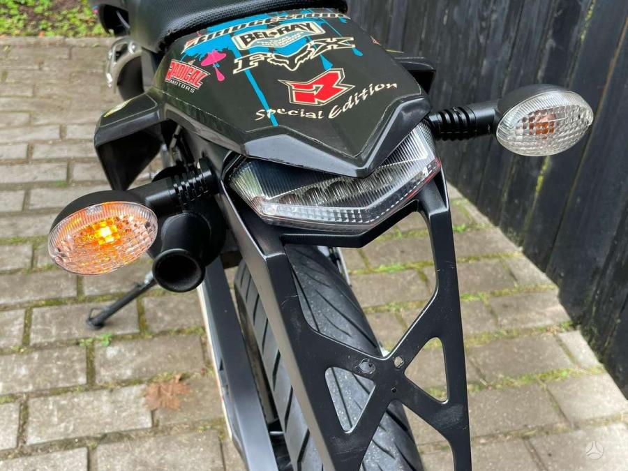 Melns Derbi Senda 2011 Prienai, ar dzinēja tilpumu 49.00 L un nobraukumu 26 tūkst. km par 1550 €, foto 12 vietnē AUTOMOTO.COM.LV