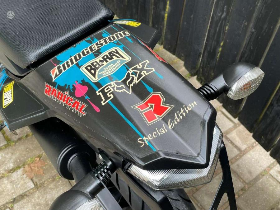Melns Derbi Senda 2011 Prienai, ar dzinēja tilpumu 49.00 L un nobraukumu 26 tūkst. km par 1550 €, foto 14 vietnē AUTOMOTO.COM.LV