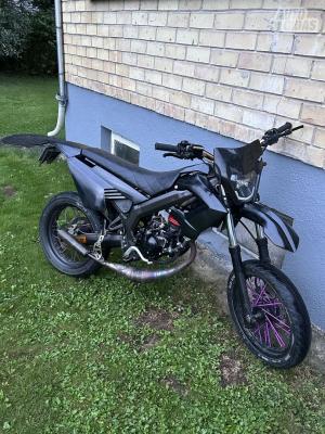 Black Derbi Senda 2011 in Vilnius, with an engine capacity of 0.07 L and mileage of 30 thousand km for 1400 €, photo  on AUTOMOTO.COM.LV